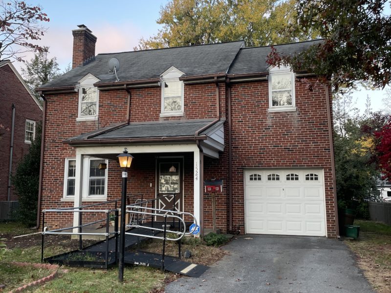 MANHEIM TWP 3 BEDROOM BRICK HOME - Hess Auction Group MANHEIM TWP 3 BEDROOM BRICK HOME - Hess Auction Group
