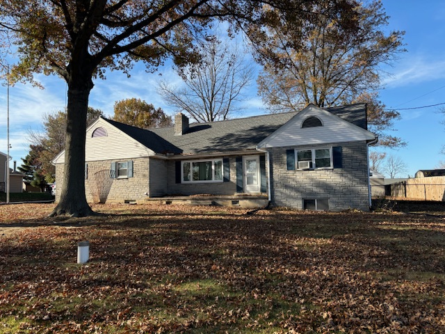 ELIZABETHTOWN BRICK RANCH HOME - Hess Auction Group ELIZABETHTOWN BRICK RANCH HOME - Hess Auction Group