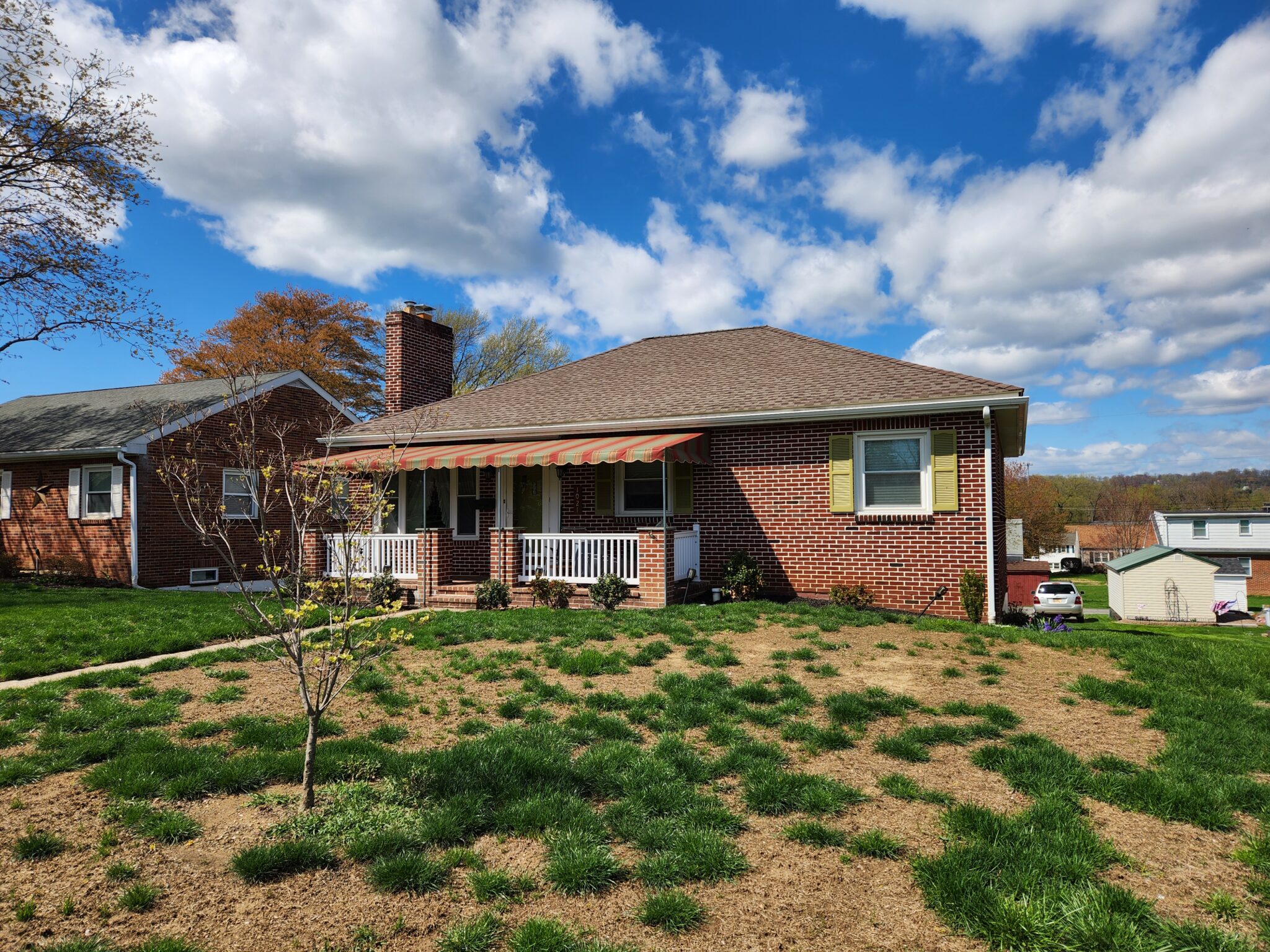 COLUMBIA 3 BEDROOM BRICK HOME - Hess Auction Group