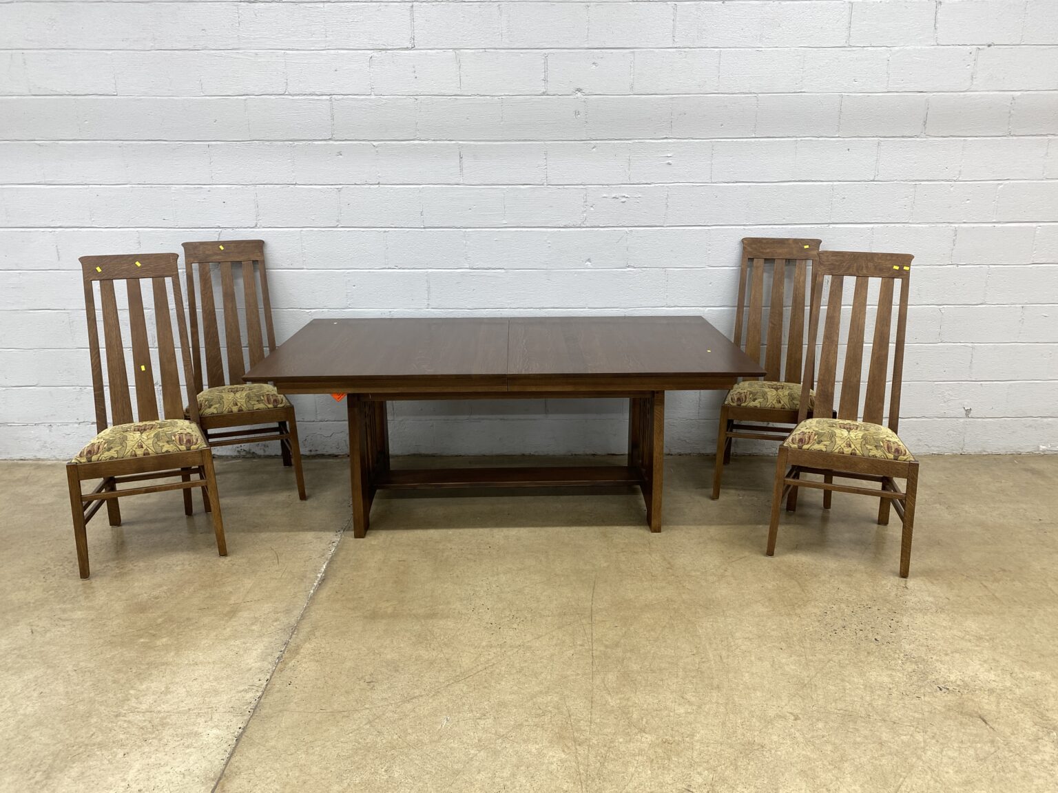 12/1/25 Online Furniture Auction - Hess Auction Group
